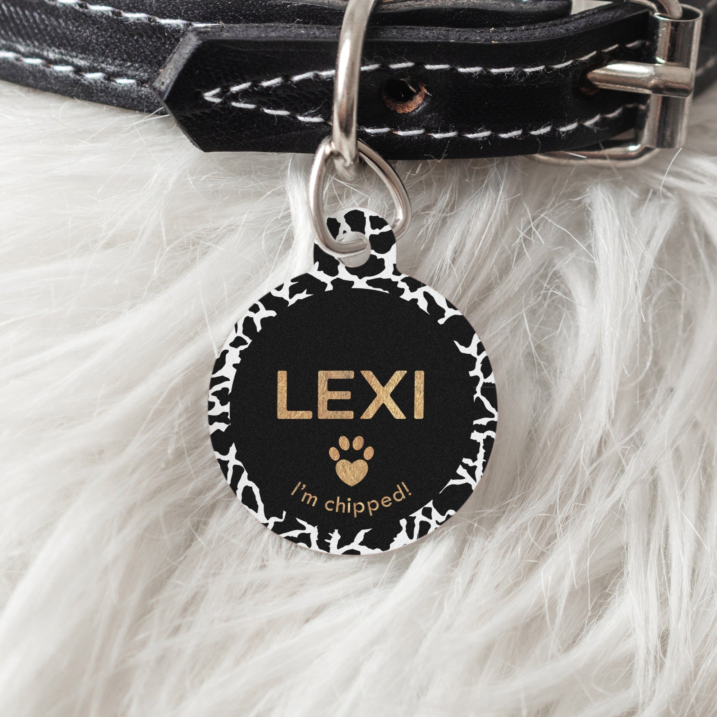 Personalised Giraffe Print Round Pet Name ID Tag | The Little Picture ...